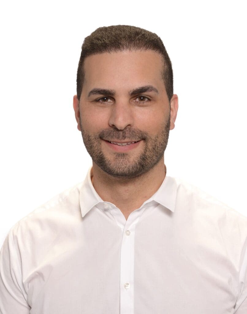David Mansoor's Instagram, Twitter & Facebook on IDCrawl